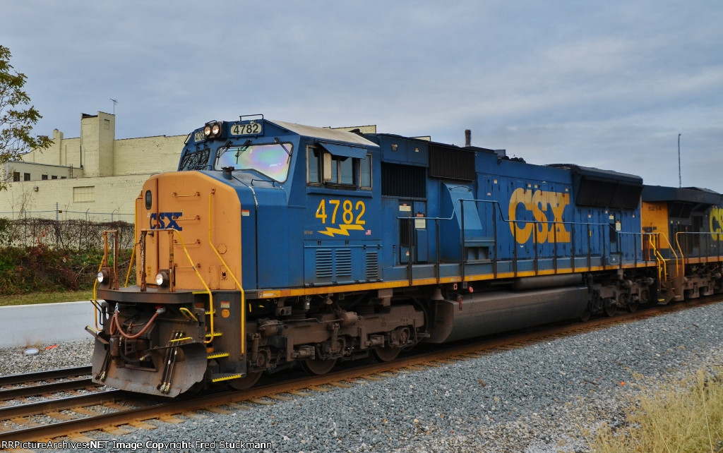 CSX 4782